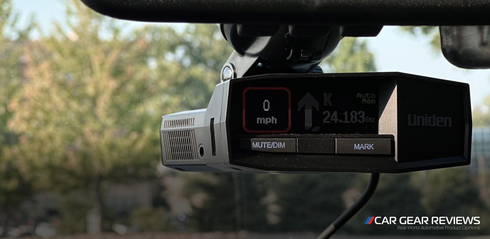 The Uniden R8 Radar Detector Is Absolutely Epic - Car Gear Reviews
